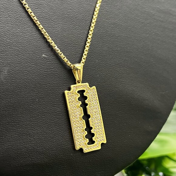 Prime Jewelry 269 | Jewelry | New 4k Yellow Gold Razor Blade Pendant ...
